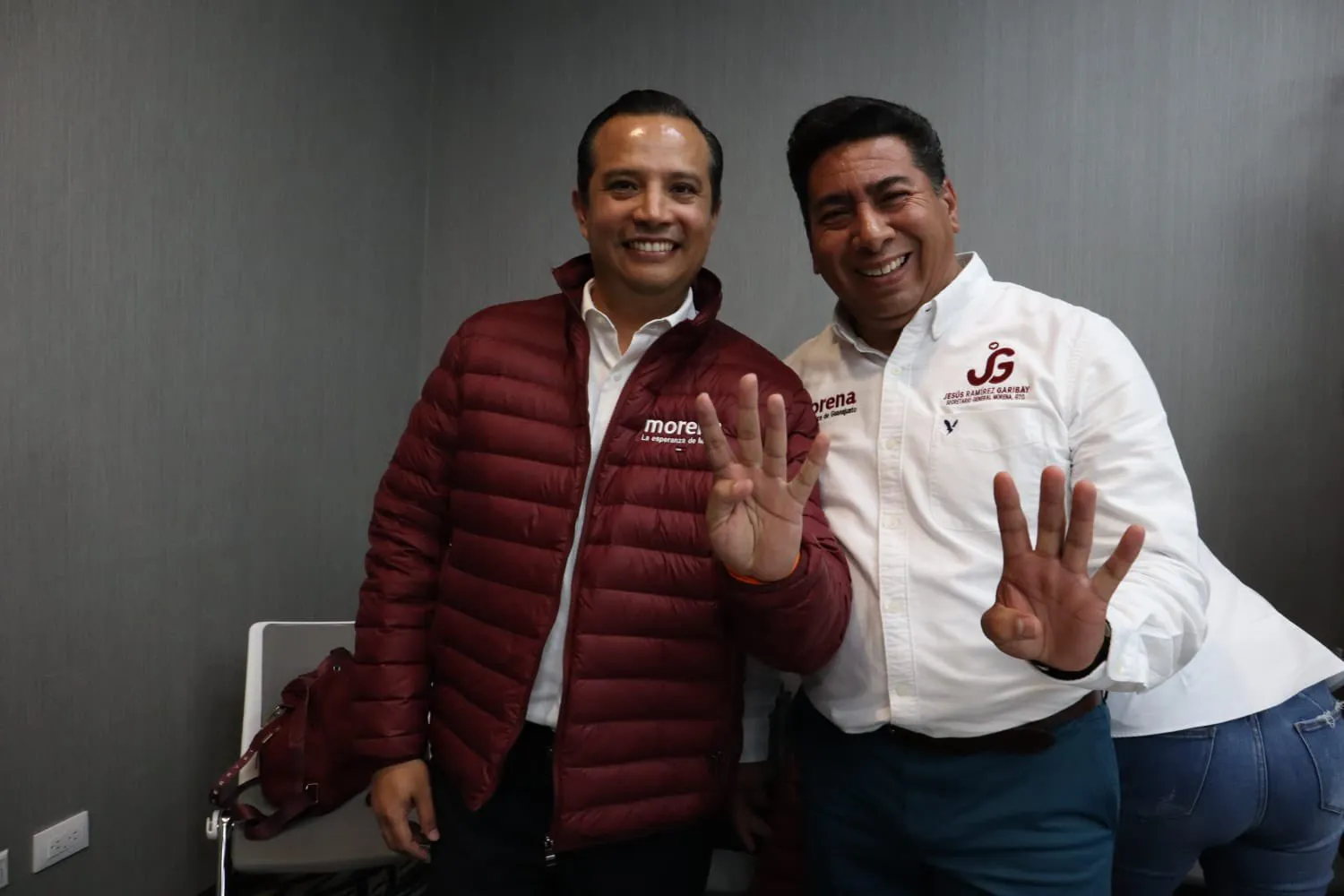 José Luis Manrique lo cumple, se fue con Morena